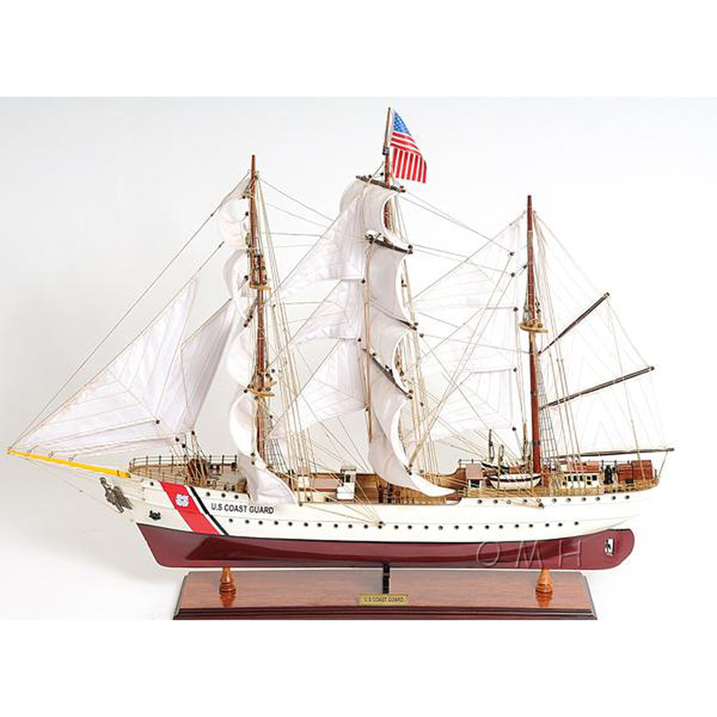Buy US. Coast Guard Eagle E.E. – Adama Model Ships