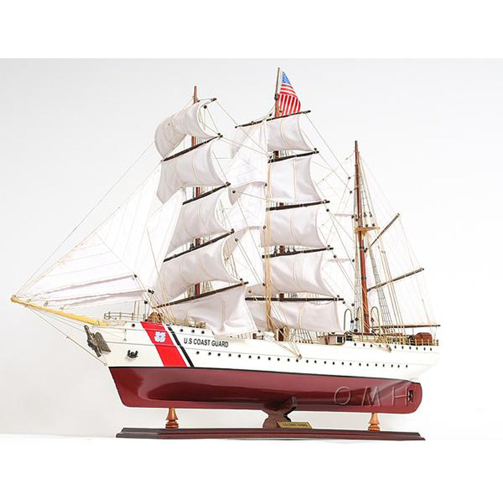 Buy US. Coast Guard Eagle E.E. – Adama Model Ships