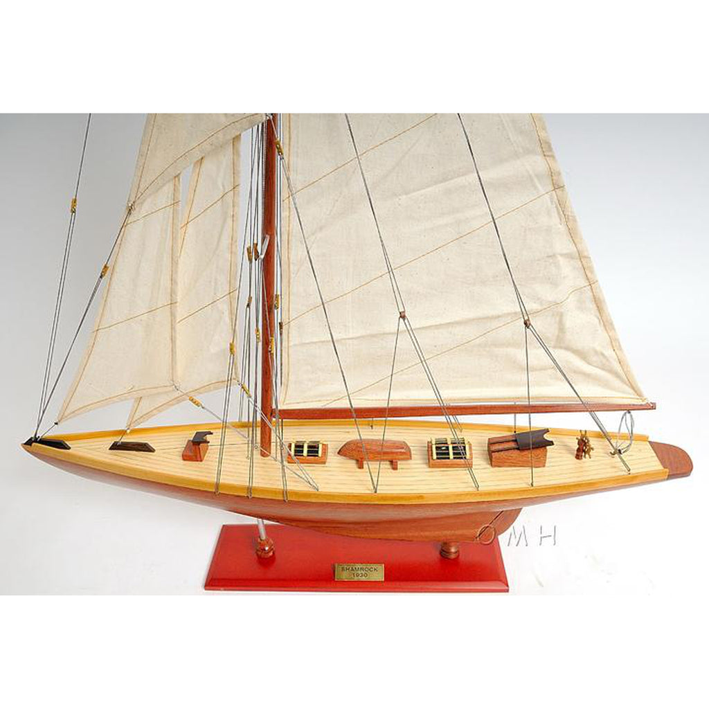 Buy Shamrock Mid Fully Assembled Model Ship – Adama Model Ships
